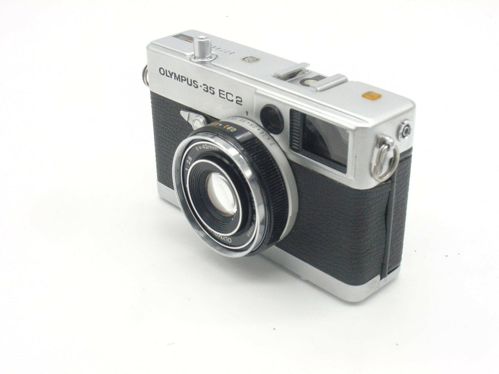 Olympus 35 EC film camera - fully automatic retro | Classic Cameras AU
